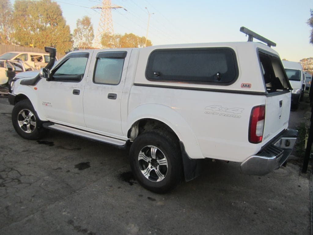NISSAN NAVARA D22 ST-R YD25 DIESEL WHITE CANOPY 2014 WRECKING
