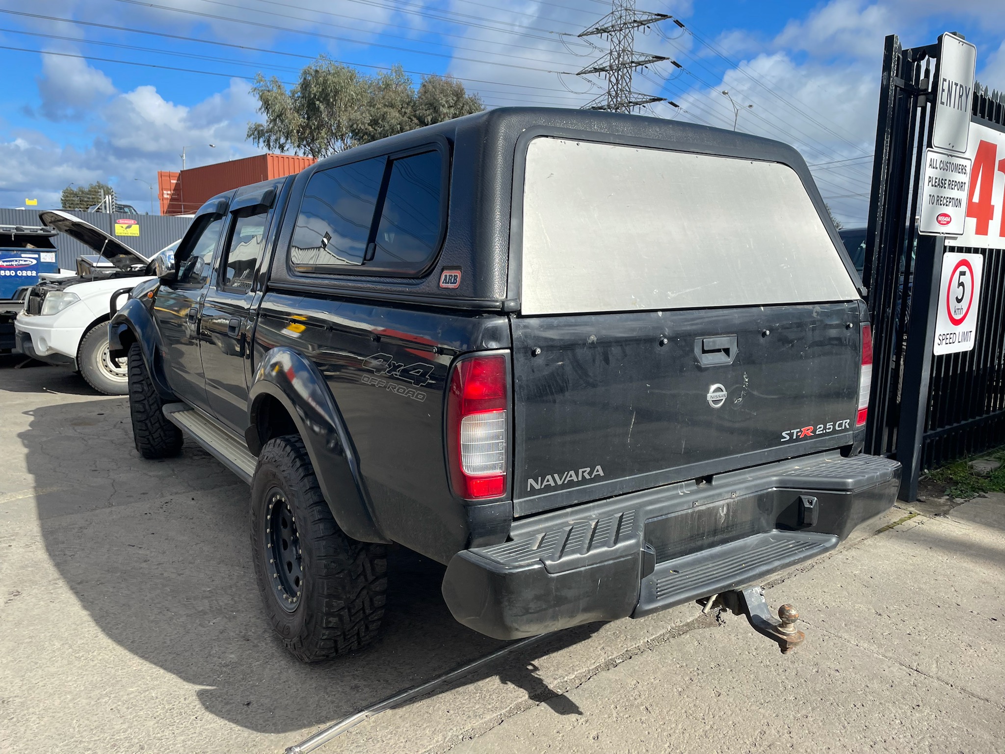 NISSAN NAVARA D22 ST-R YD25 DIESEL BLACK CANOPY WRECKING
